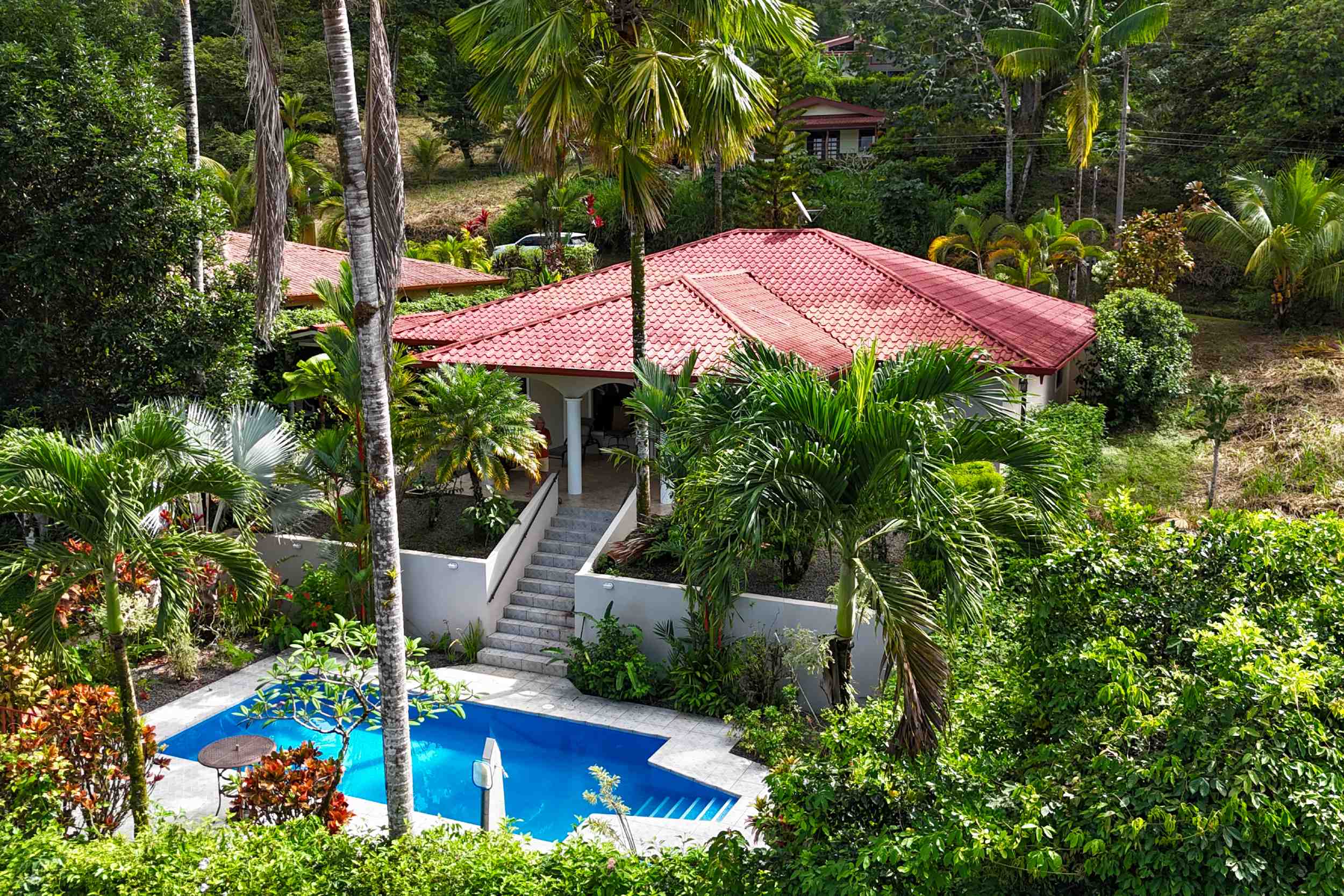 Home For Sale Ojochal Costa Rica with 3-Bedrooms & Pool