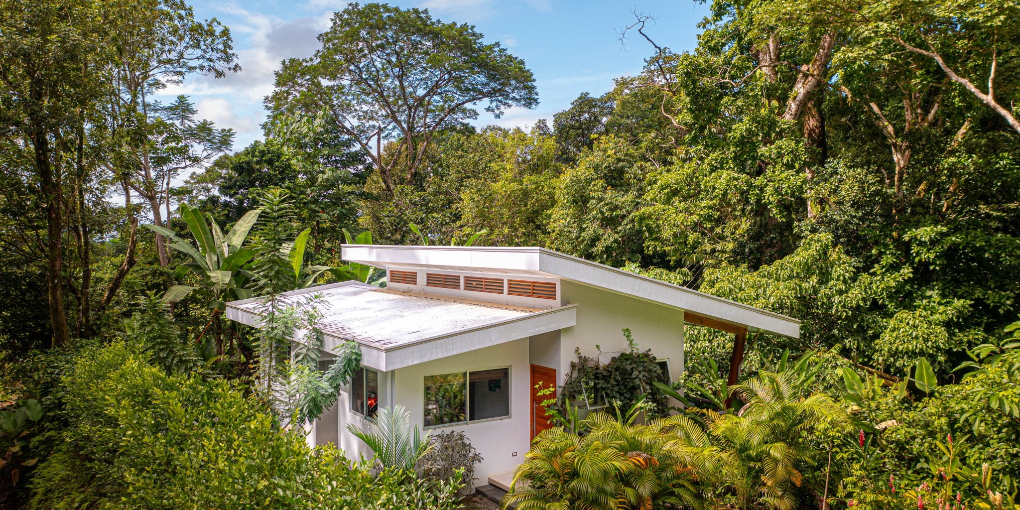 Modern 2-Bedroom Home with Beautiful Waterfall & River in Ojochal Costa ...