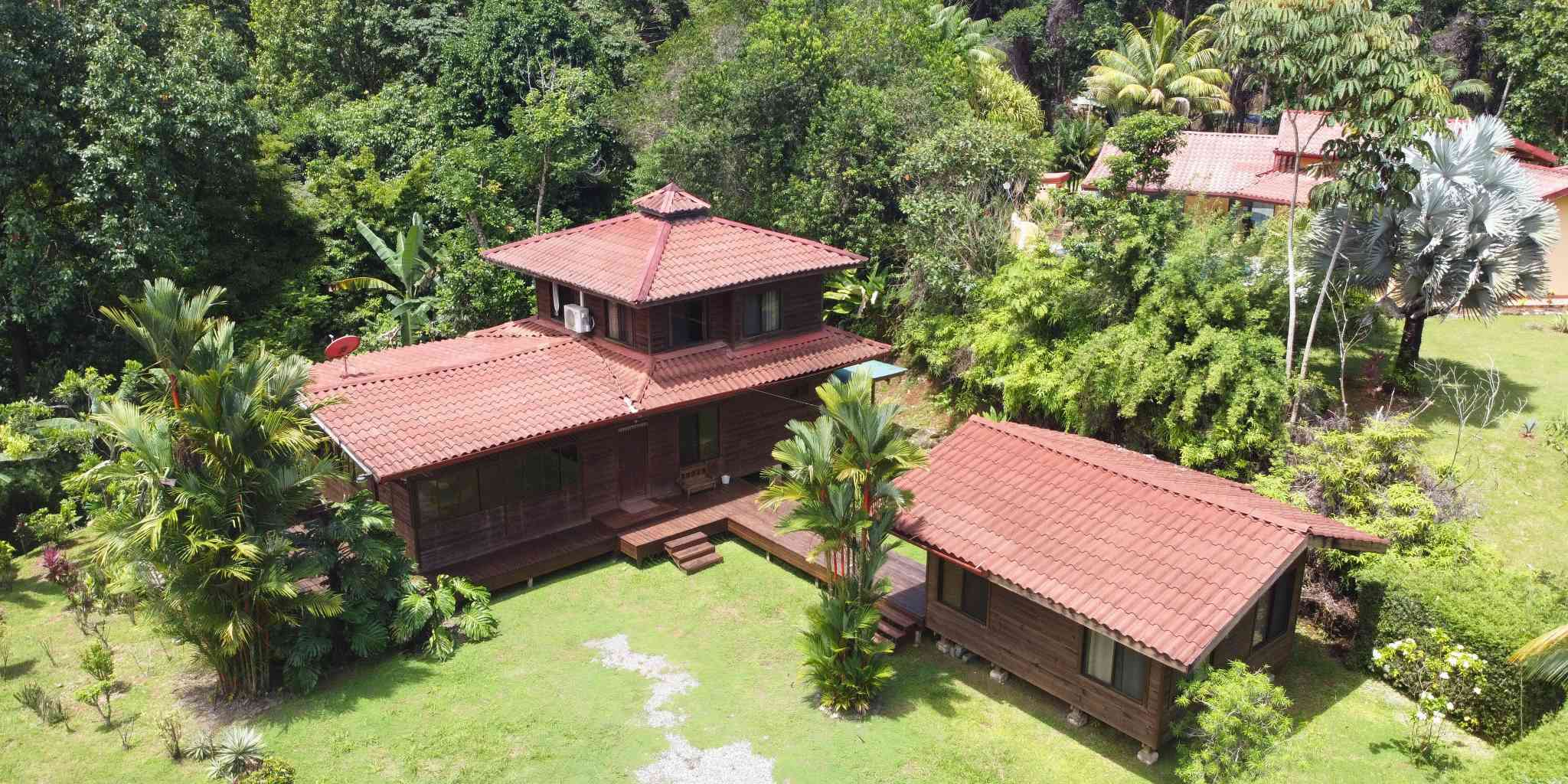 Beautiful Wooden House with Cabina in Private Paradise in Ojochal Costa ...